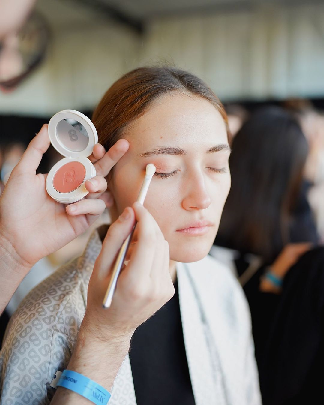 Jenis-Jenis Kuas Make Up untuk Mata dan Eyeshadow – Buttonscarves