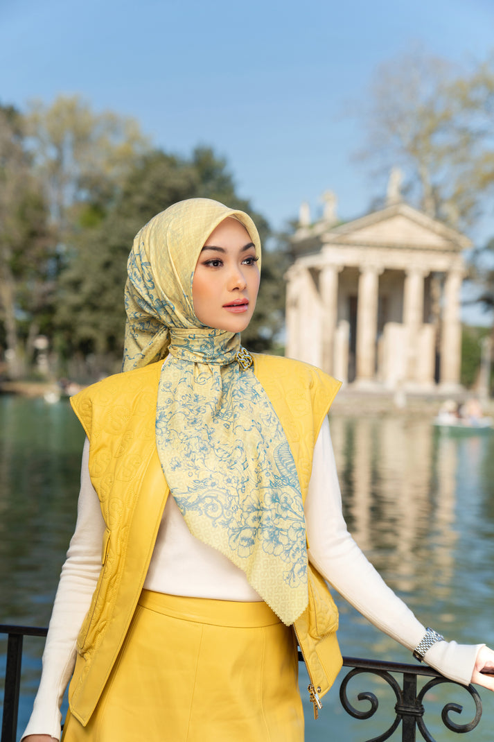 Nada 3 Square - Singing – Buttonscarves