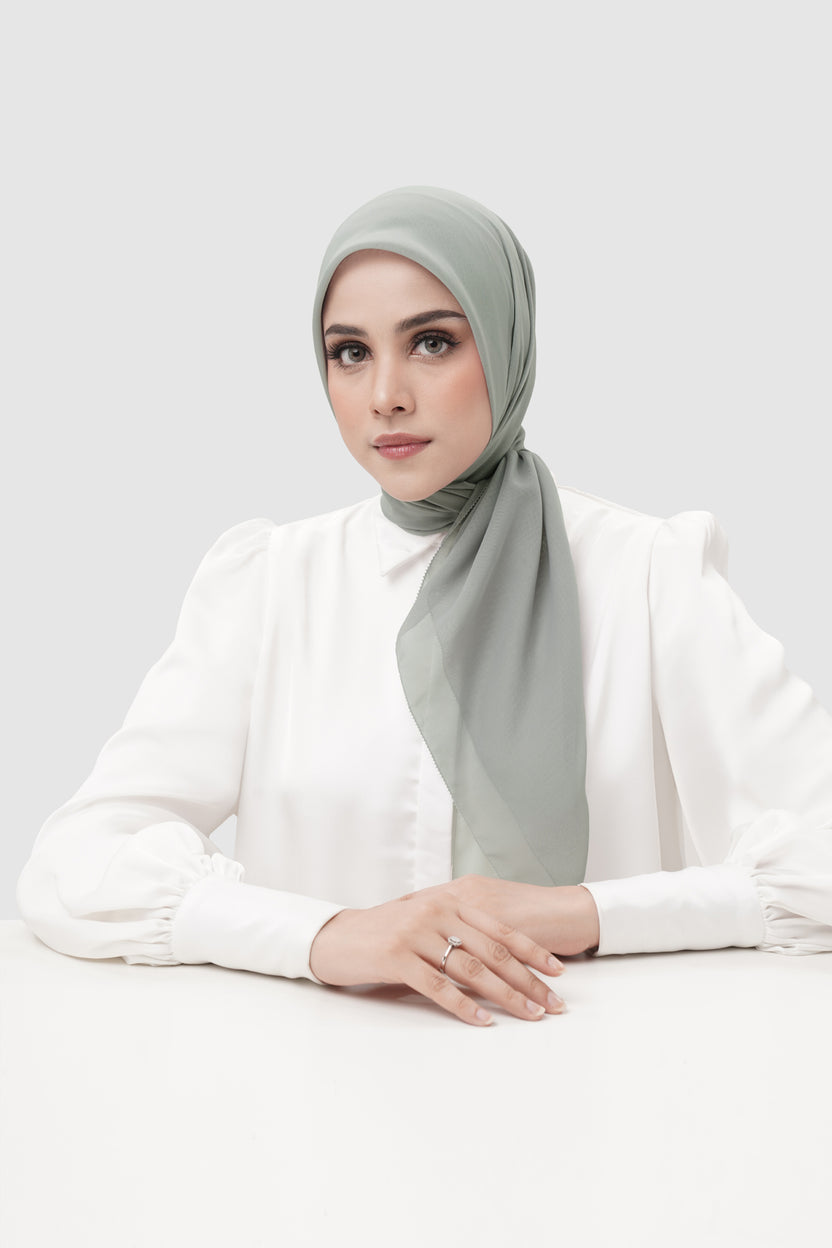 Everyday Scarf - Alloy – Buttonscarves