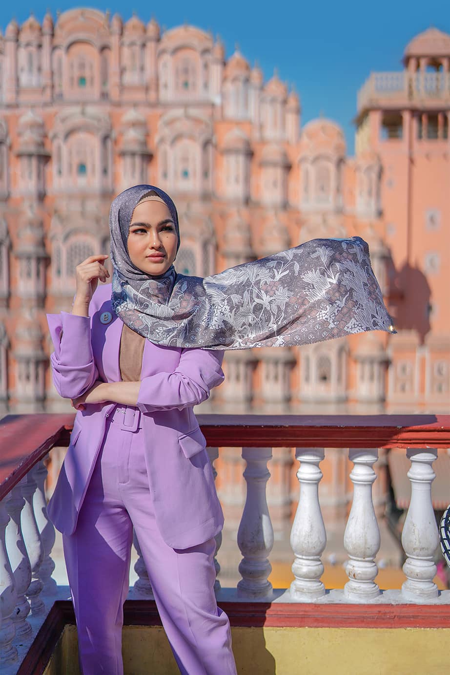 Shop Buttonscarves in Malaysia | Buttonscarves Official